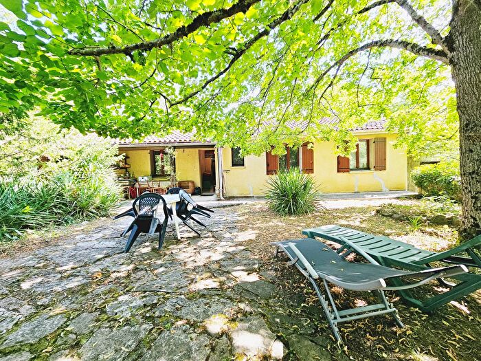 Maison à vendre - Fa - 7 pièces - 4 chambres