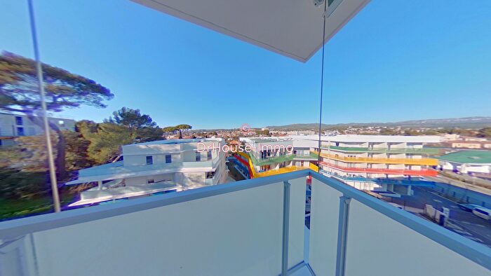 Appartement à louer - Marseille e , Saint-Jérome - 3 pièces - 2 chambres