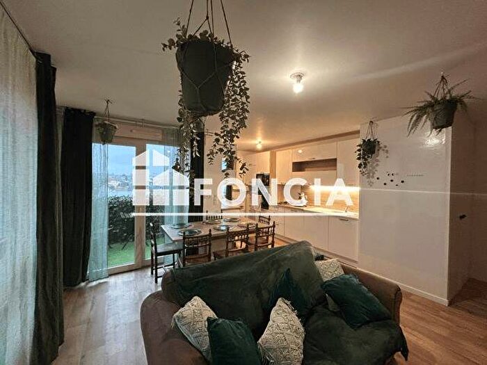 Appartement à louer - Emile Zola, Sotteville-lès-Rouen - 4 pièces - 3 chambres