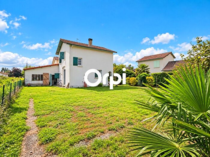 Oloron-Sainte-Marie : Maison 5 pièces à vendre