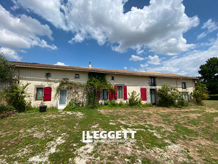 Maison à vendre - Pommiers-Moulons - 10 pièces - 8 chambres