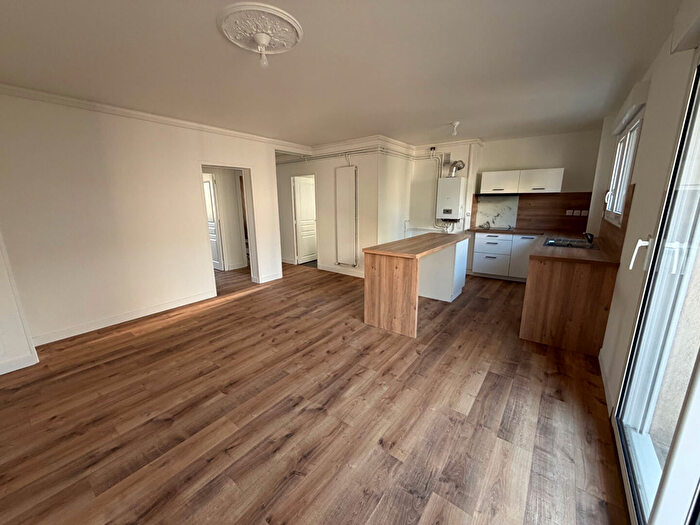 Appartement à louer - Laval, Les Fourches - 3 pièces - 2 chambres