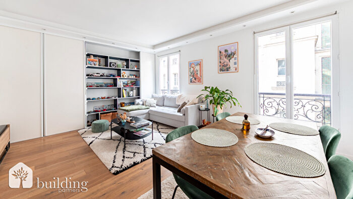 Appartement à vendre - Paris e , Porte de Saint-Cloud, Auteuil-Sud - 2 pièces - 1 chambre