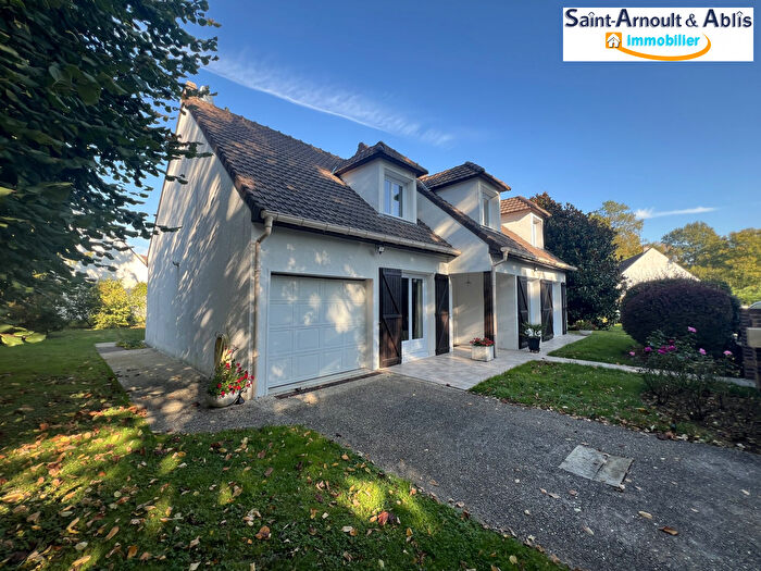 Maison à vendre - Saint-Arnoult-en-Yvelines - 6 pièces - 4 chambres