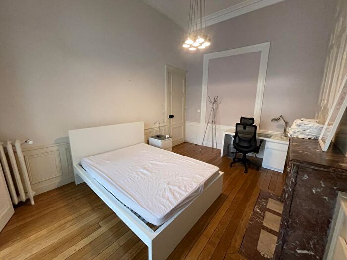 Appartement 1 pièce à Amiens, Centre-ville, à louer