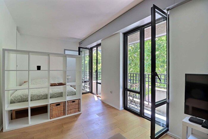 Appartement à louer - Champerret-Berthier, Paris ème arrondissement - 1 pièce