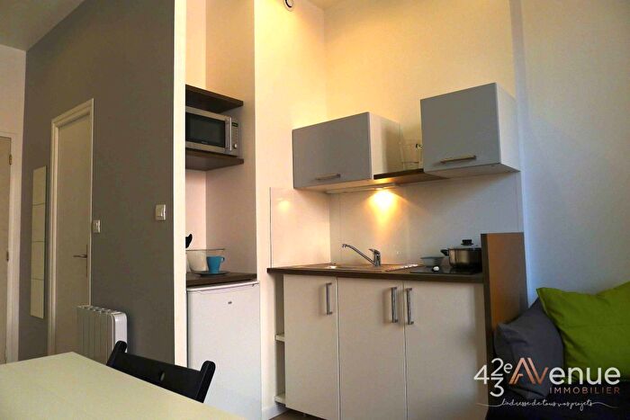 Appartement à louer - Saint-Étienne, Solaure, Croix de lOrme, Le Mont, La Jomayère - 1 pièce