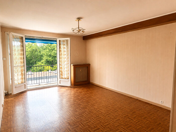 Tours, Montjoyeux : Appartement 4 pièces à vendre