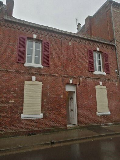 Maison à louer - Saint-Just-en-Chaussée - 5 pièces - 3 chambres