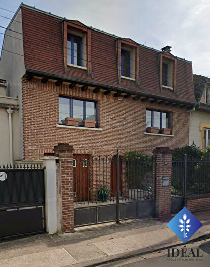 Maison à vendre - La Courneuve, Quatre-Routes, Anatole France - 6 pièces - 3 chambres