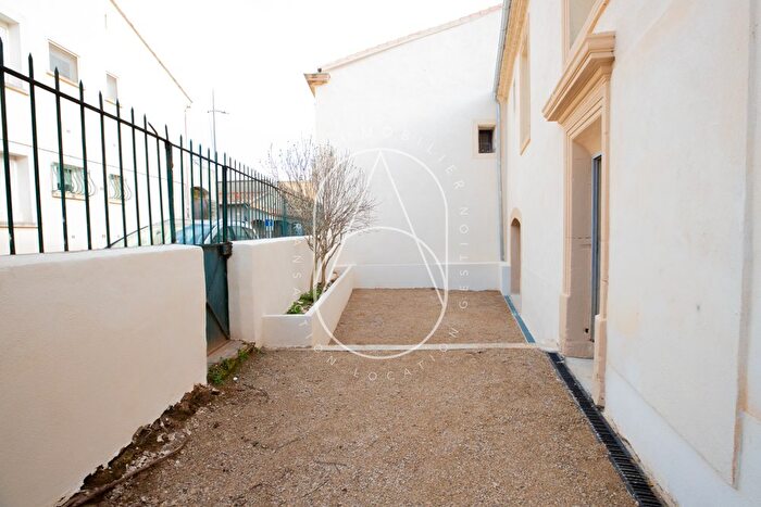 Maisons à vendre et appartements à louer - 1