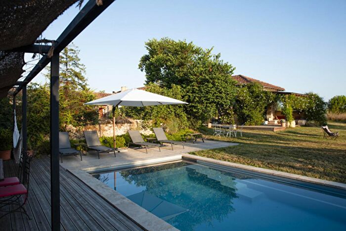 Maison à vendre - Jegun - 4 pièces - 5 chambres