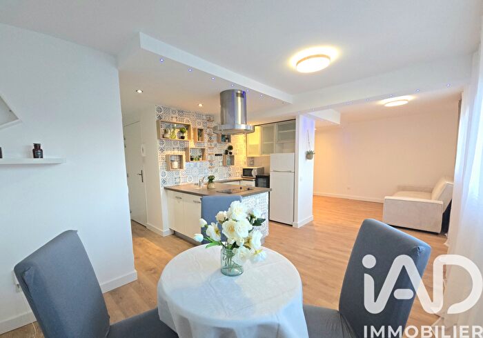 Appartement à vendre - Tarbes, Centre-ville - 2 pièces - 1 chambre