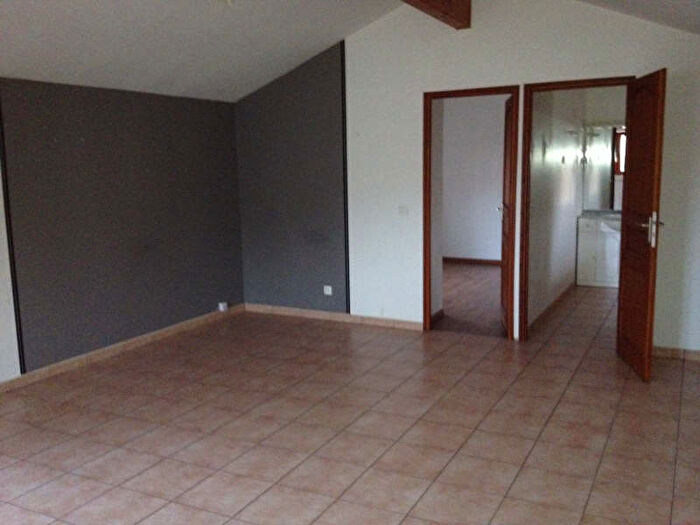 Appartement 2 pièces à louer - Sain-Bel