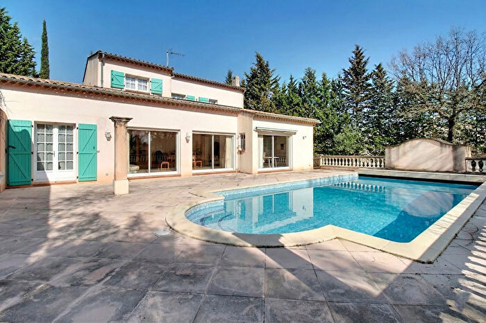 Maison à vendre - Trans-en-Provence - 5 pièces - 3 chambres