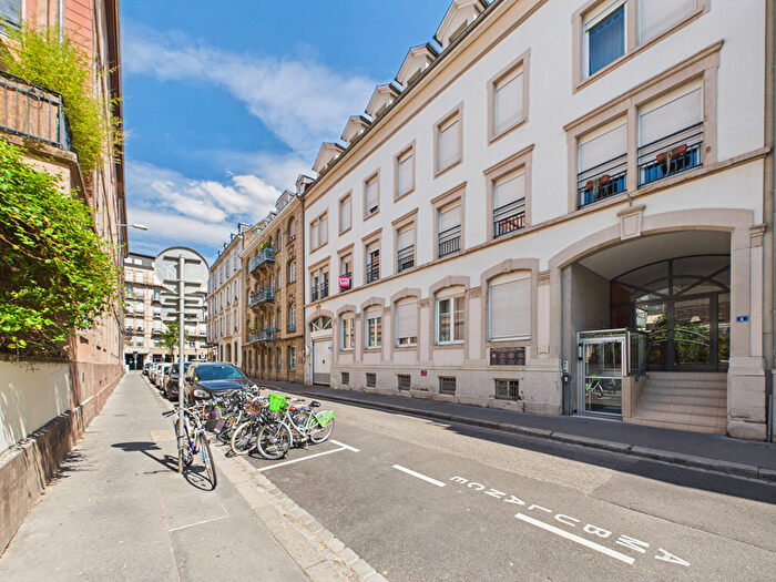 Appartement 4 pièces à Strasbourg, Tribunal, Les Halles, Poincaré, à vendre