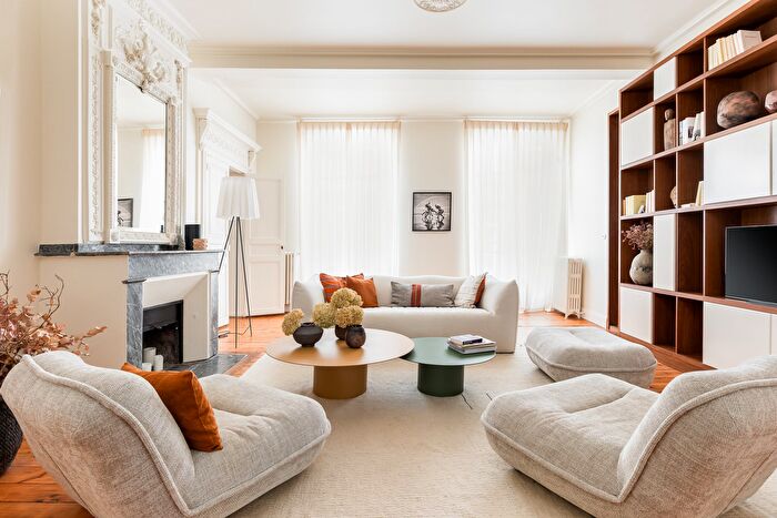 Appartement à vendre - Toulouse, Saint-Etienne - 5 pièces - 3 chambres