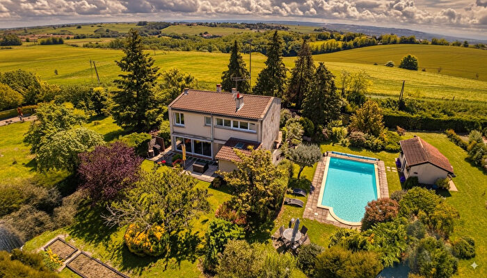 Maison à vendre - Clermont-le-Fort - 5 pièces - 4 chambres