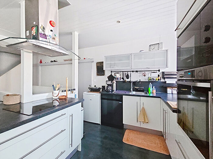 Maison à vendre - Saint-Maurice-de-Lignon - 8 pièces - 3 chambres