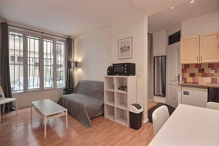 Appartement à louer - Dupleix-Motte Picquet, Paris ème arrondissement - 2 pièces - 2 chambres