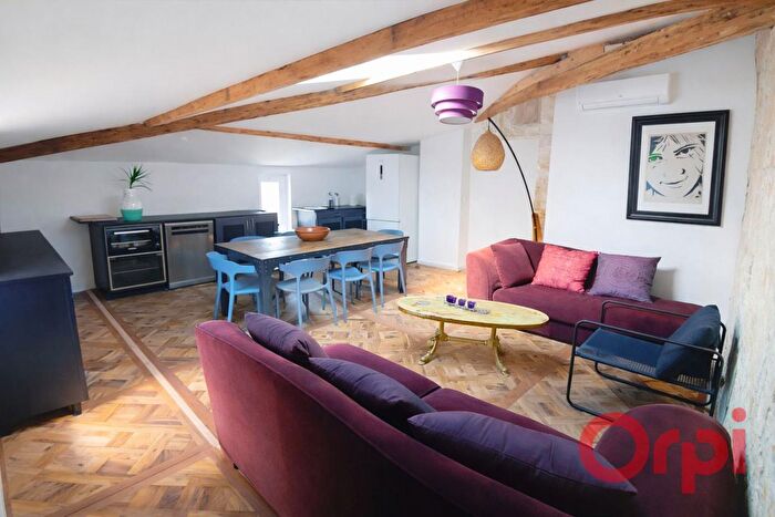 Maison à vendre - Saint-Christol - 8 pièces - 5 chambres