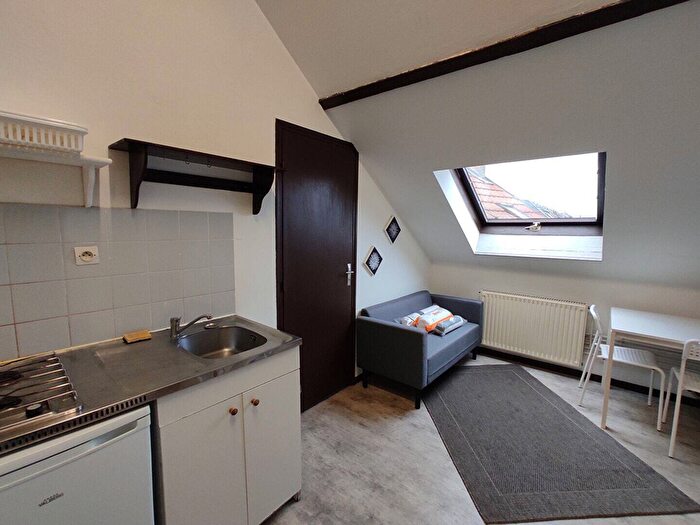 Appartement 1 pièce à Laon Zola-Neufchâtel-Orgeval, Reims, à louer