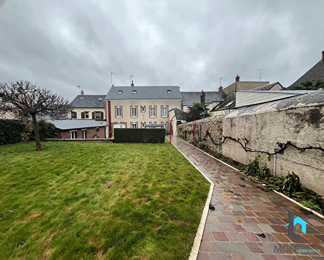 Maison à vendre - Bonneval - 11 pièces - 5 chambres