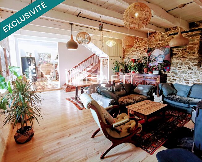 Maison à vendre - Trédarzec - 8 pièces - 3 chambres