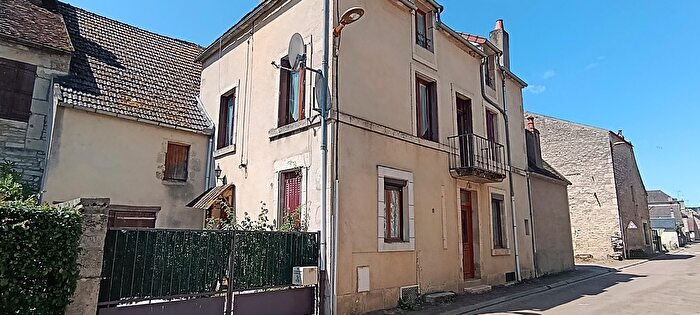 Maison 6 pièces à vendre à Dornecy