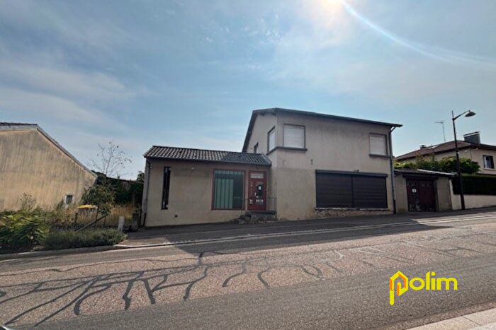 Maison à vendre - Thiaucourt-Regniéville - 7 pièces - 3 chambres