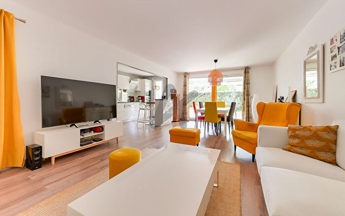 Appartement à vendre - Tassin-la-Demi-Lune, Alaï - 4 pièces - 3 chambres