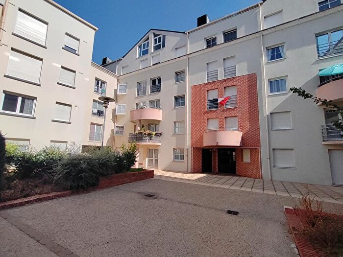 Appartement à vendre - Beauvais, Centre-ville - 3 pièces - 2 chambres
