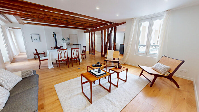 Paris 3ème, Sainte-Avoye : Appartement 5 pièces à vendre