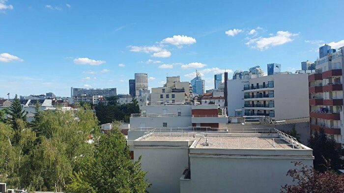 Marceau, République, Courbevoie : Appartement 3 pièces à louer