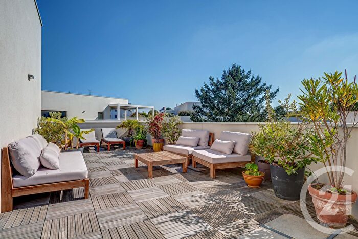 Appartement à vendre - Lyon e , Ménival, Battières, La Plaine - 4 pièces - 3 chambres