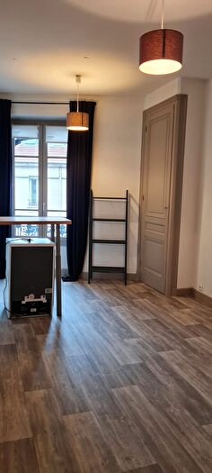 Appartement à louer - Villeurbanne, République, Tolstoi - 1 pièce