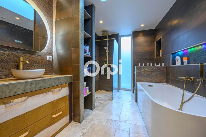 Maison à vendre - Oisy-le-Verger - 6 pièces - 5 chambres