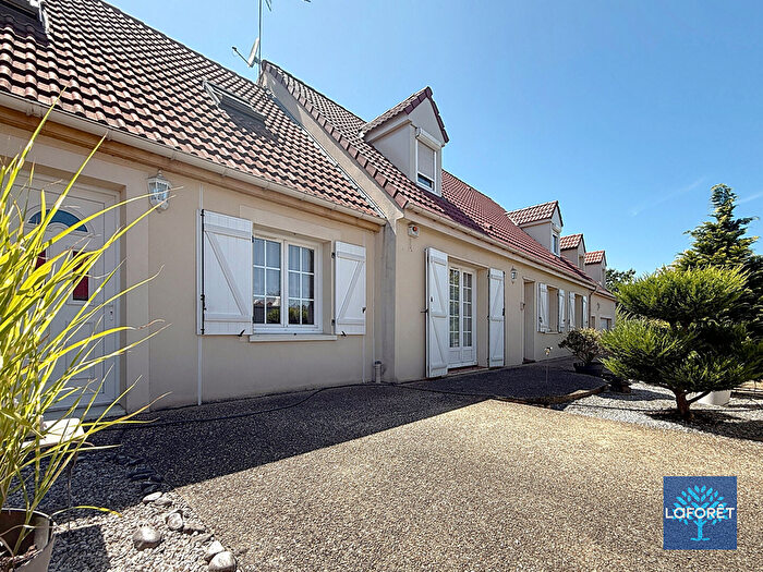 Maison à vendre - Égly - 10 pièces - 6 chambres