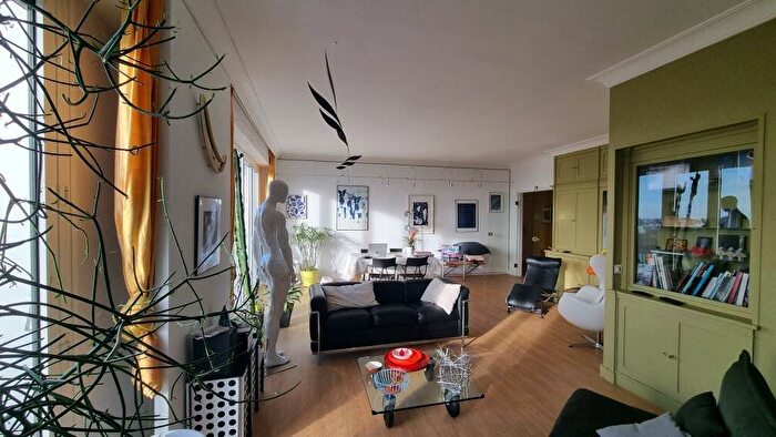 Appartement à louer - Nevers - 4 pièces - 2 chambres