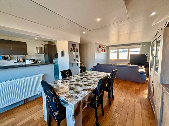 Maison à vendre - Ennery - 5 pièces - 3 chambres