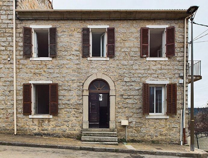 Maison à vendre - Santa-Maria-Siché - 5 pièces - 4 chambres
