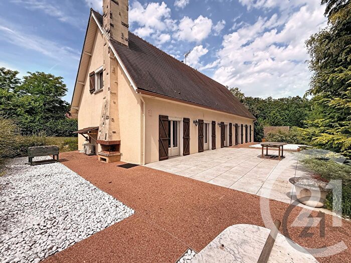 Charbuy - Maison 6 pièces à vendre