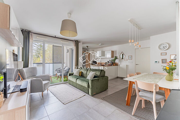 Appartement à vendre - Lyon e , Monchat - 3 pièces - 2 chambres