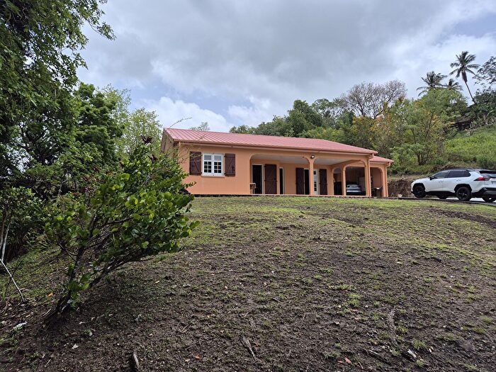 Maison 4 pièces à Schlcher, Schoelcher, à vendre