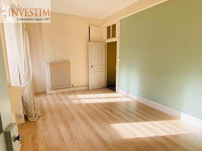 Appartement à louer - Blois, Centre-ville - 6 pièces - 4 chambres