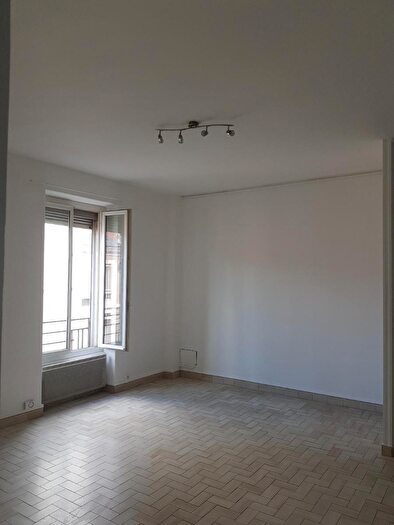 Appartement à louer - Villeurbanne, Les Poulettes - 2 pièces - 1 chambre