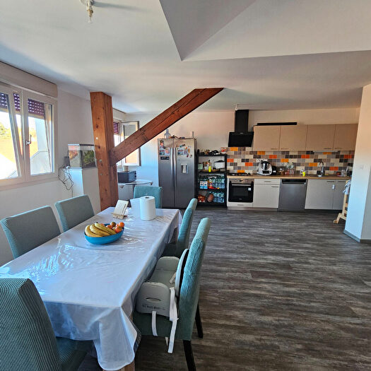 Boussières : Appartement 4 pièces à louer