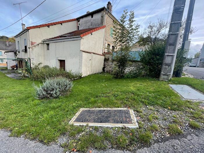 Maison à vendre - Vaux-Montreuil - 5 pièces - 3 chambres