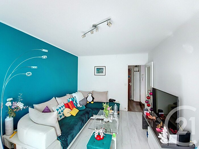 Appartement 3 pièces à vendre - Villeneuve-la-Garenne, Nord