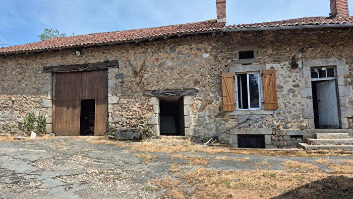 Maison 2 pièces à Étouars, à vendre